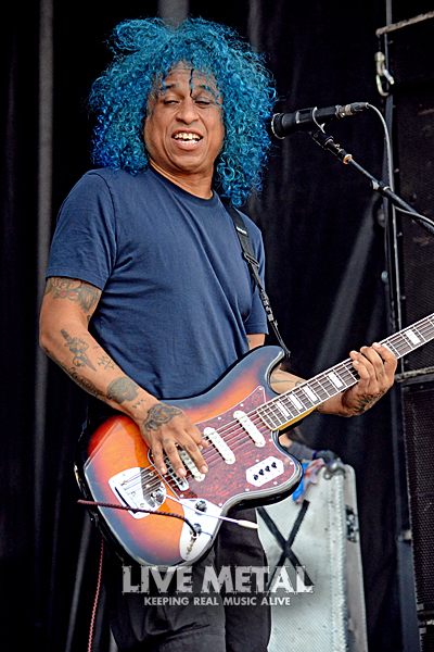 CR18_Quicksand4 – Live Metal